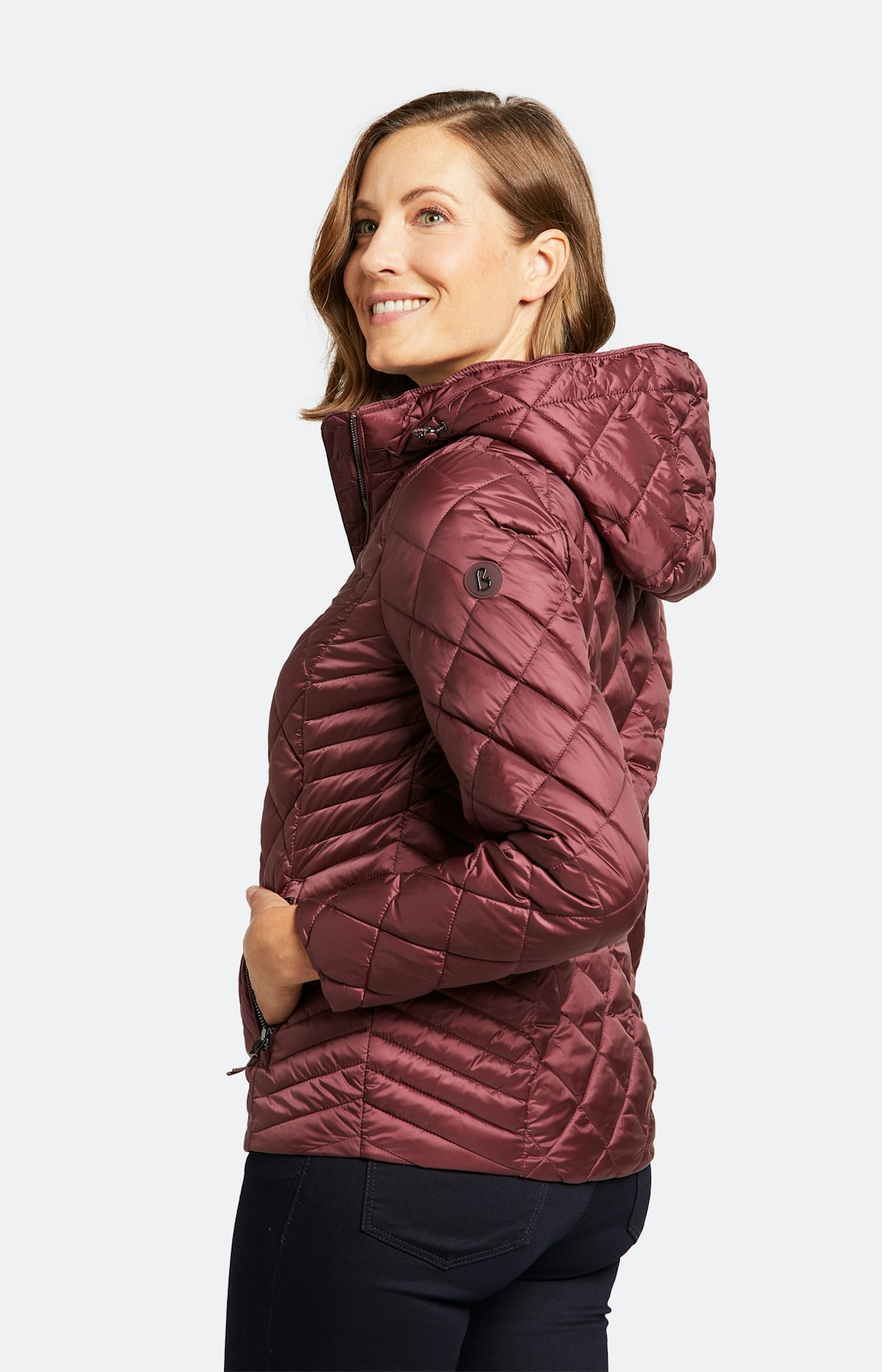 Kurze Stepp-Jacke mit Kapuze von BONITA – Bonita