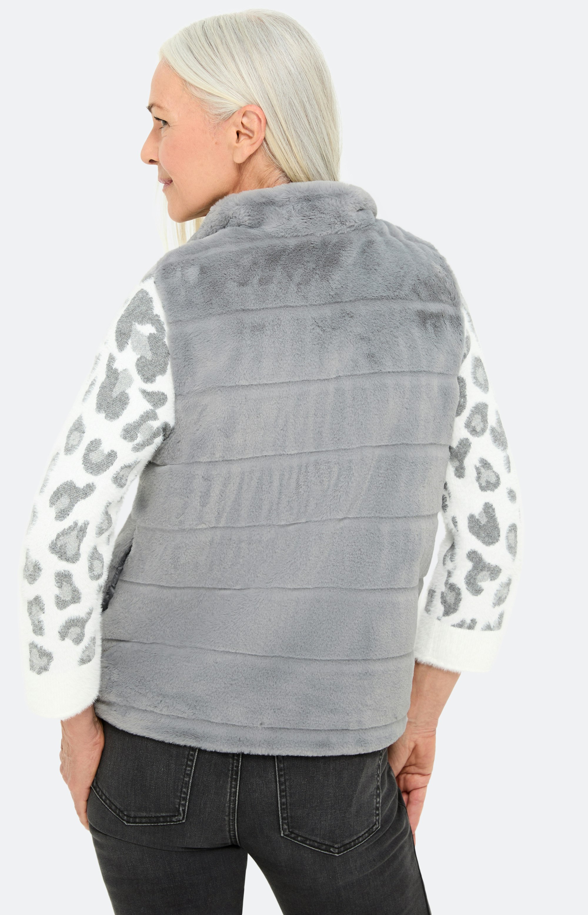 Weste aus Fellimitat in Grau im Damenmode Onlineshop | Bonita – Bonita